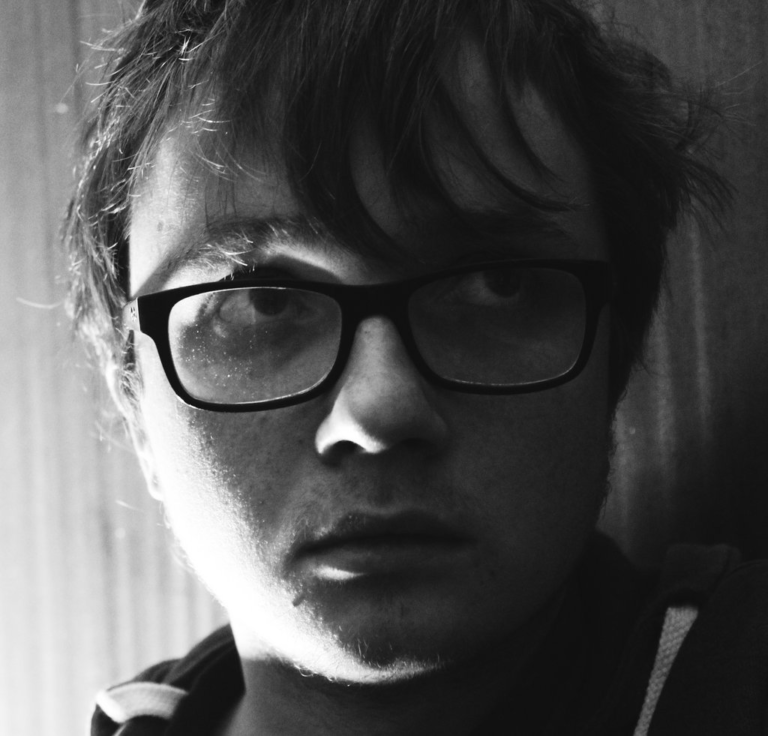 FELDUP: Arthur, Félix et la clef… – Dark Globe