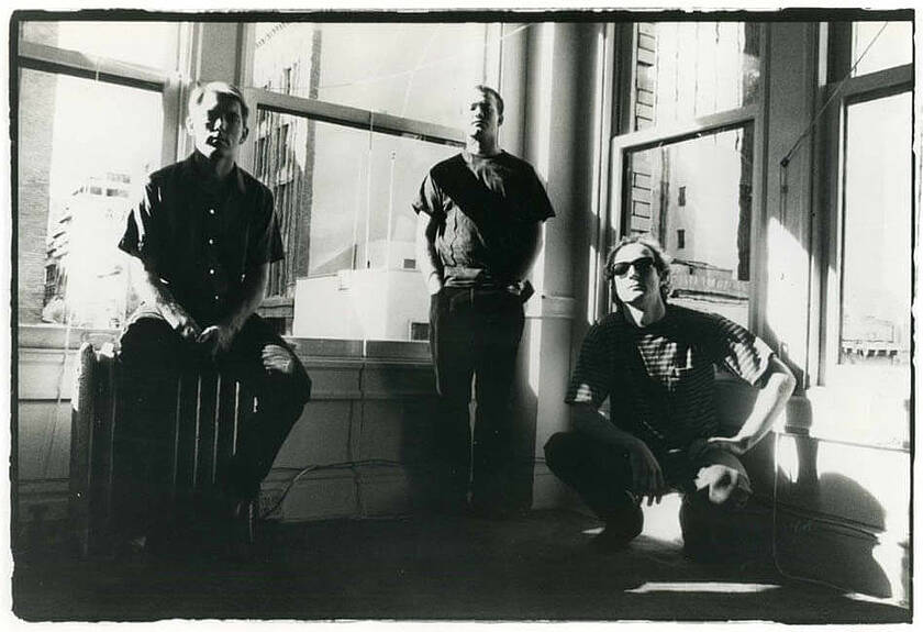 Swell / 41 – Dark Globe